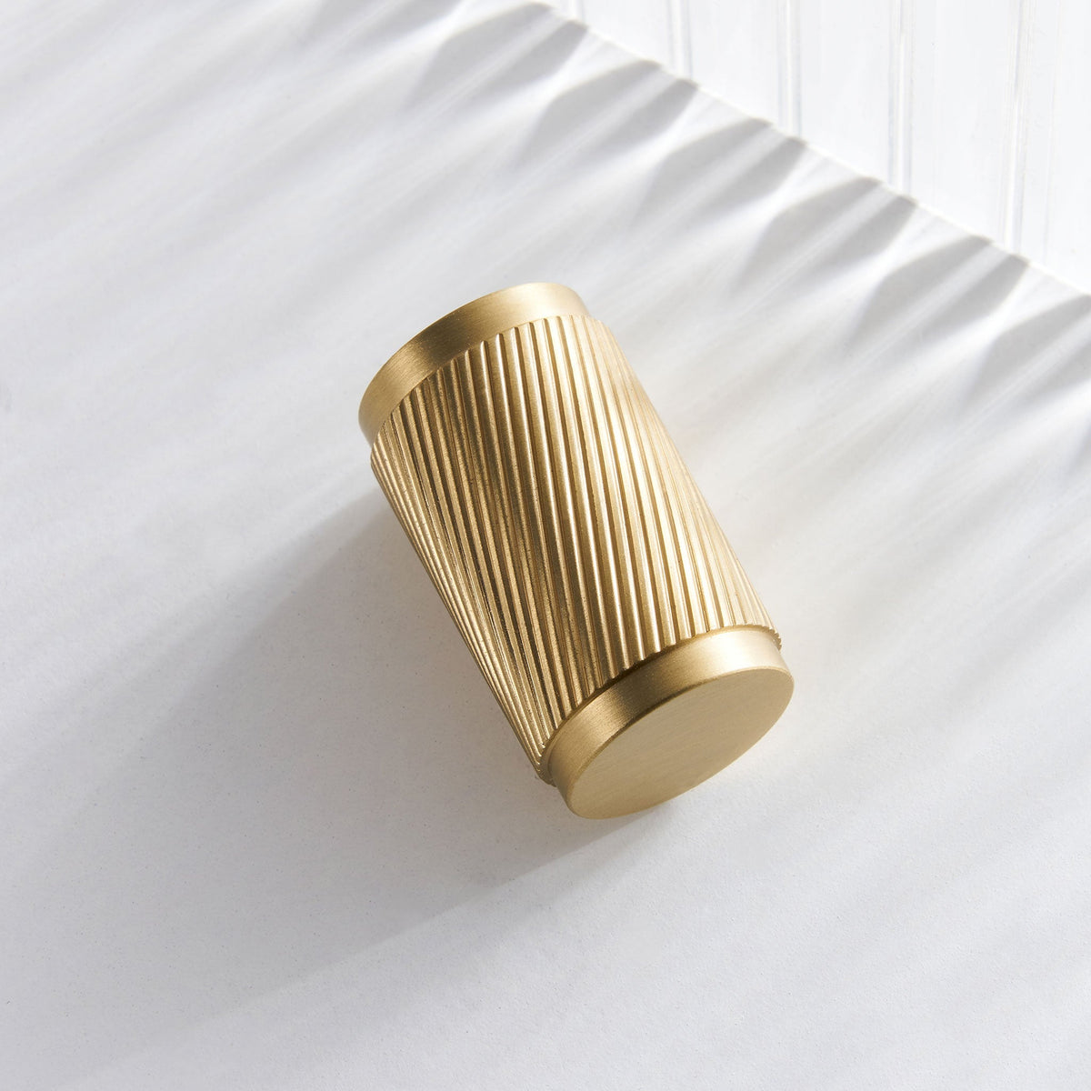 Knob 3146 | Ribbed | Brass – Decor Room